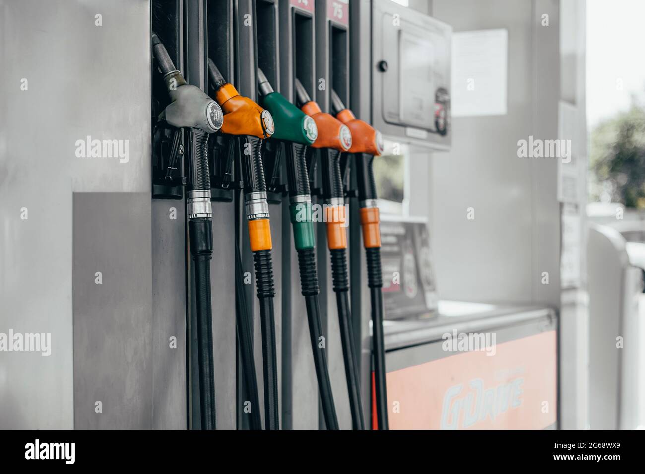 Gas pump gun hi-res stock photography and images - Alamy
