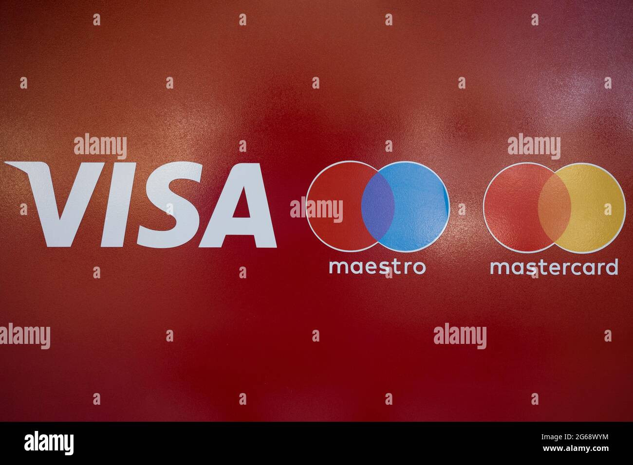 Visa master card hi-res stock photography and images - Alamy