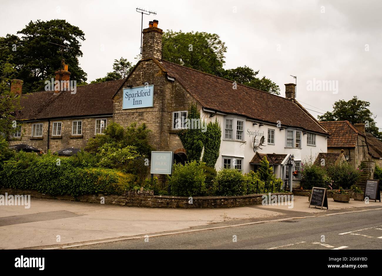 The exterior of the Sparkford Inn pub in the village of Sparkford ...