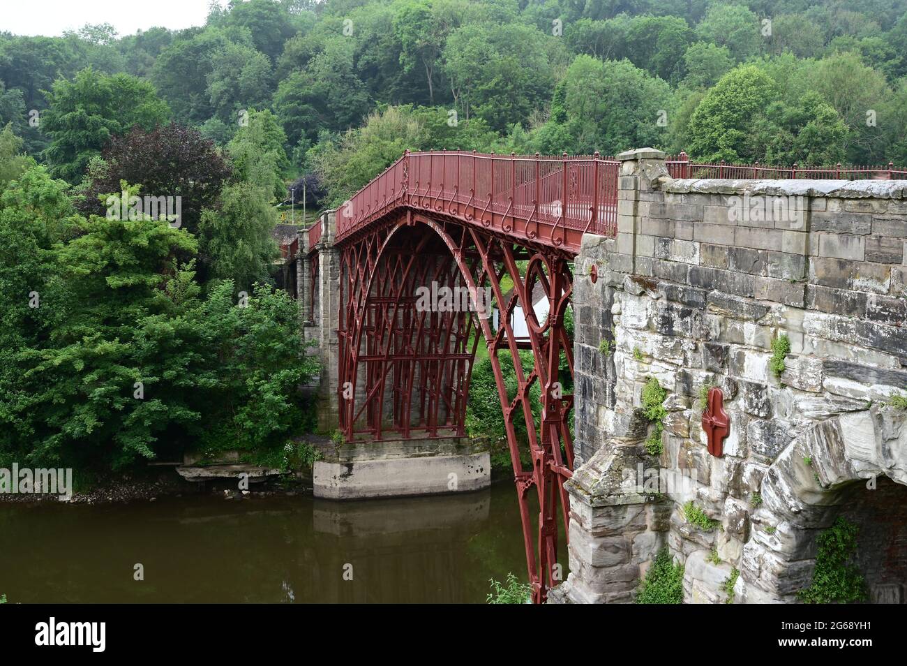 The Iron Bridge that crosses the River Severn in Shropshire is the ...