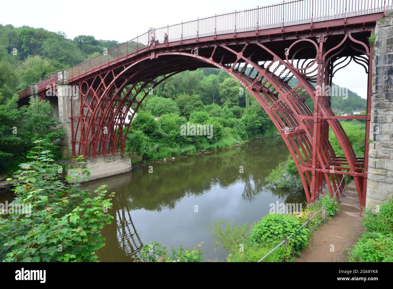 The Iron Bridge that crosses the River Severn in Shropshire is the ...