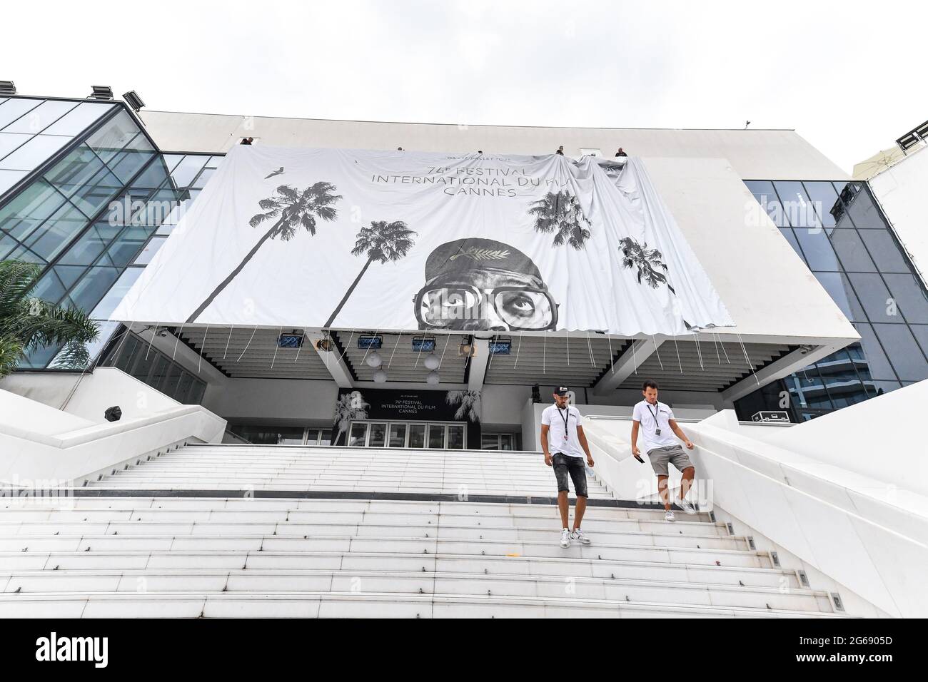 Cannes Film Festival 2021: the poster for the 74th FIF took place on ...
