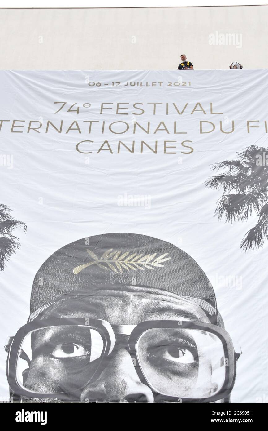Cannes Film Festival 2021: the poster for the 74th FIF took place on ...