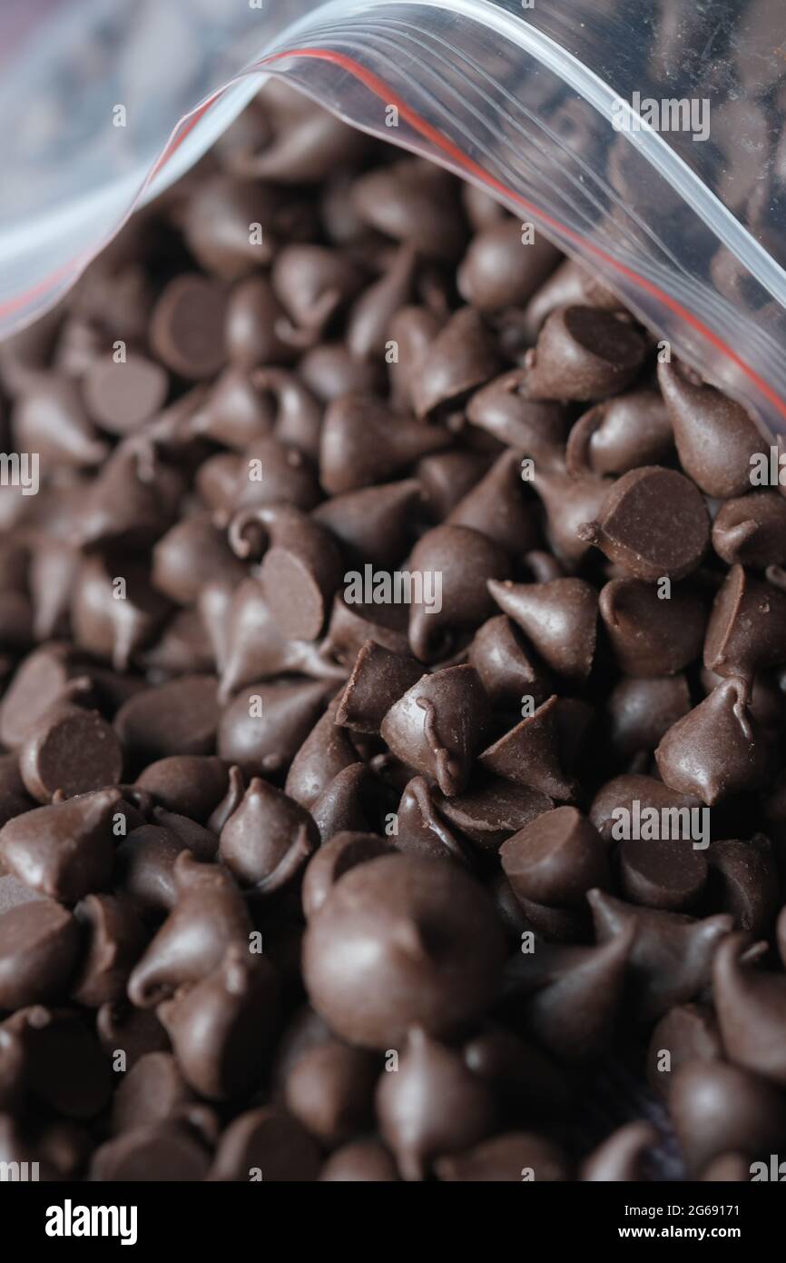 Packet milk chocolate chips hi-res stock photography and images - Alamy