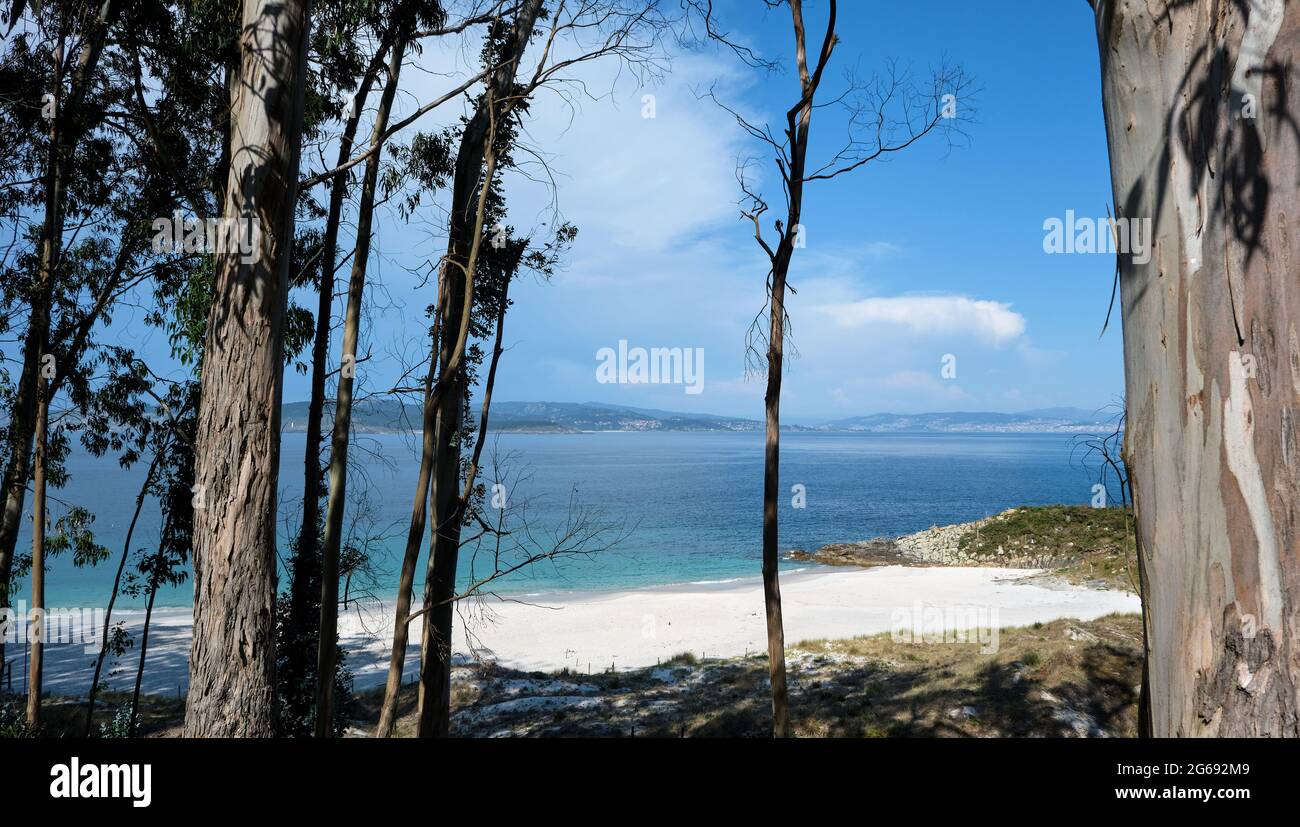 Parque nacional das illas atlanticas hi-res stock photography and ...
