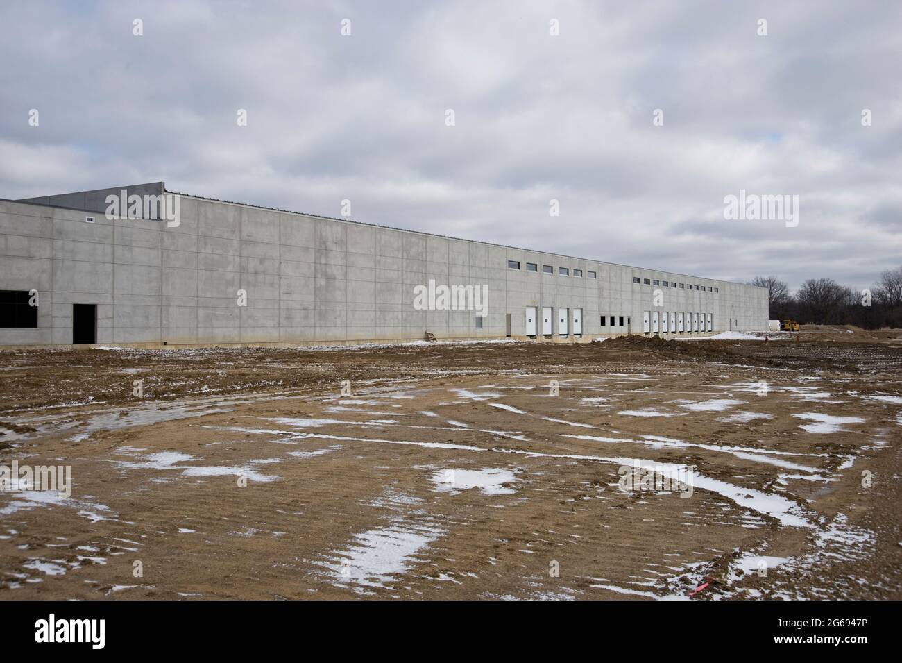 Warehouse Under Construction Stock Photo - Alamy