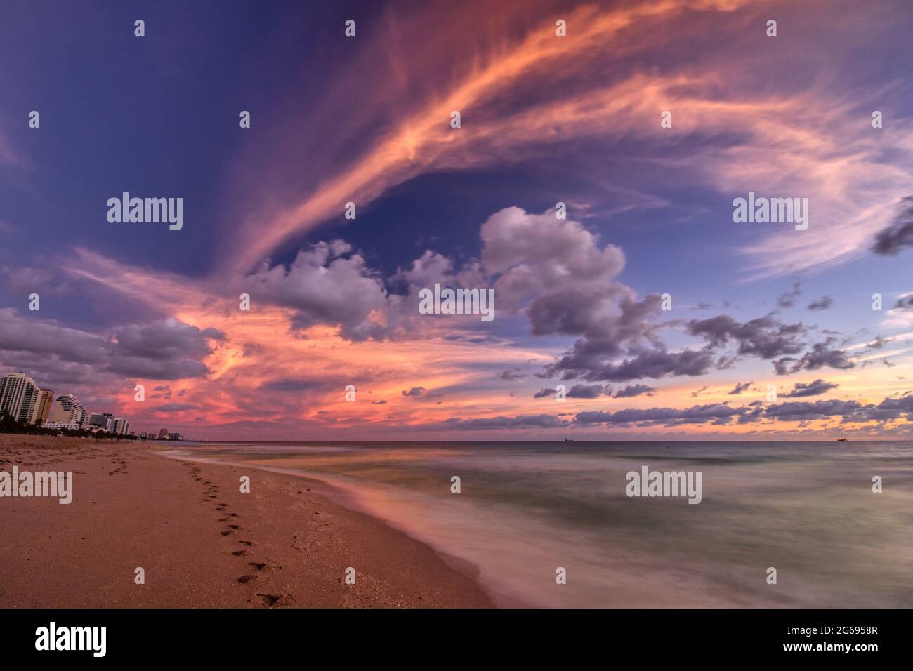 Sunrise broward county florida hi-res stock photography and images - Alamy