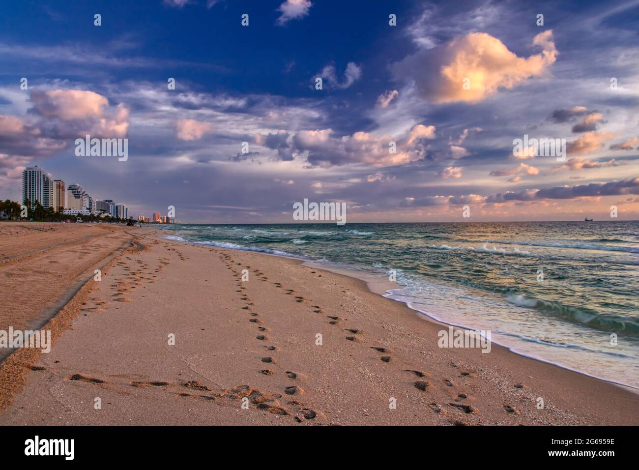 Sunrise broward county florida hi-res stock photography and images - Alamy