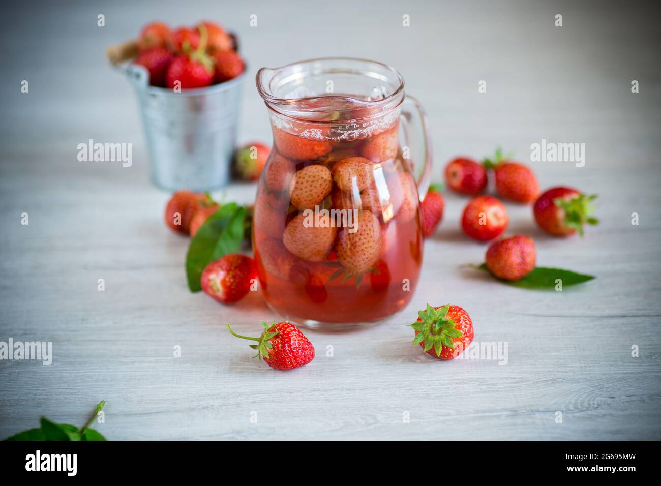 Decanter collection hi-res stock photography and images - Alamy