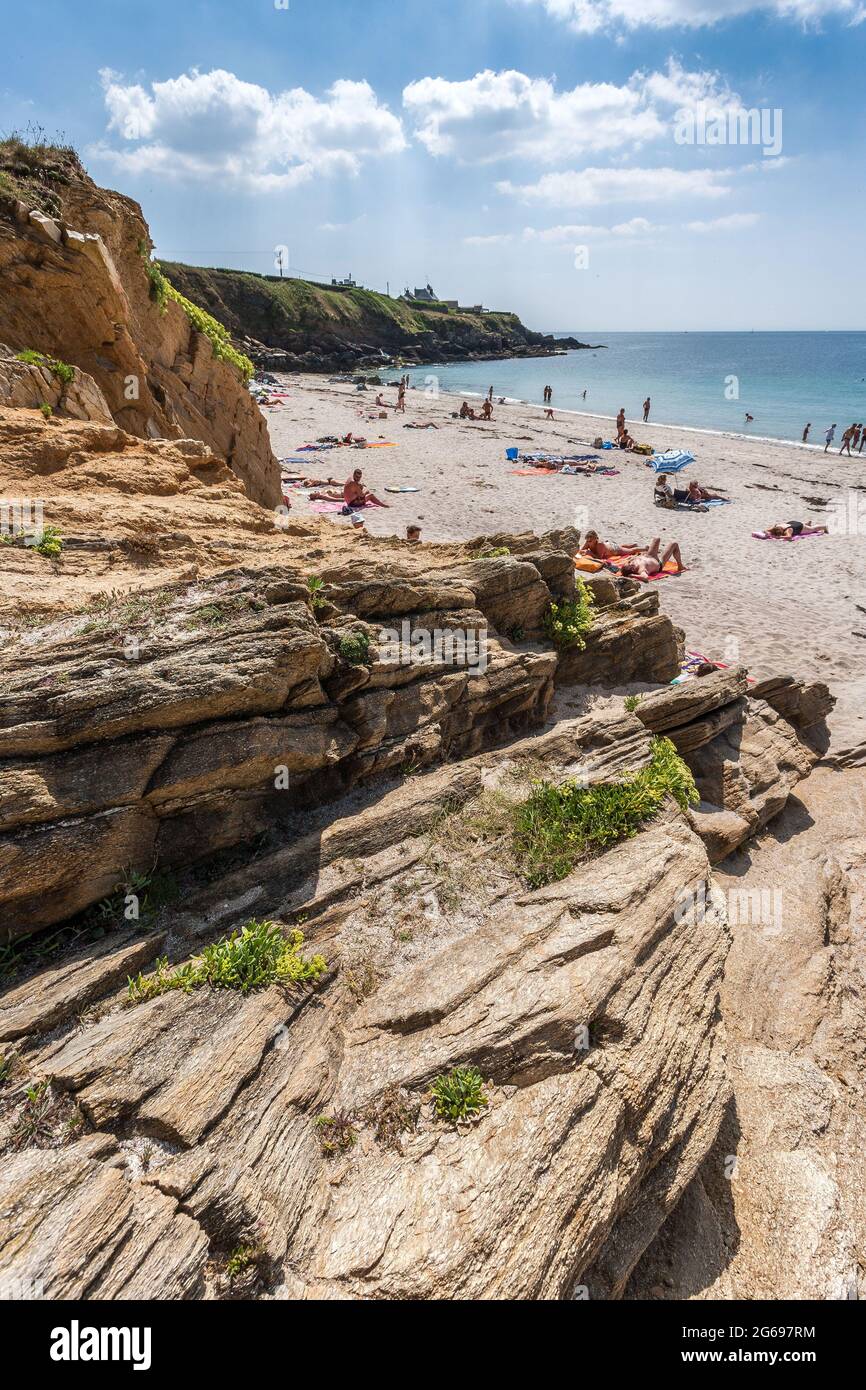 FRANCE. BRITANY. FINISTERE (29) PLOUARZEL, TREZIEN BEACH Stock Photo ...