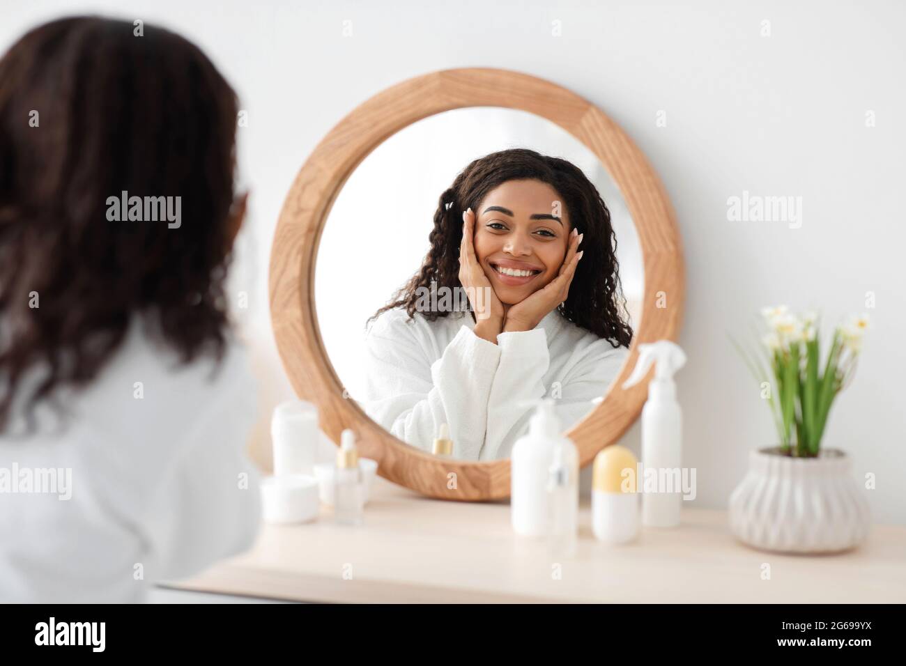 Shiny and clean hi-res stock photography and images - Alamy