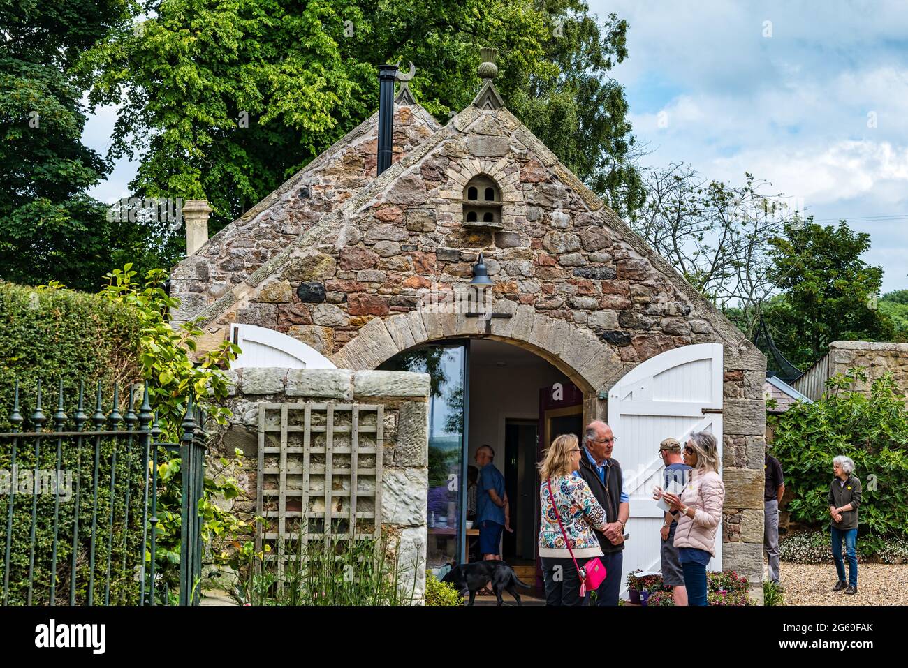 Dovecot corstorphine hi-res stock photography and images - Alamy