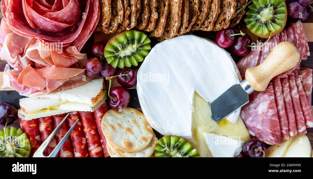 Meat cheese snacking selection hi-res stock photography and images - Alamy