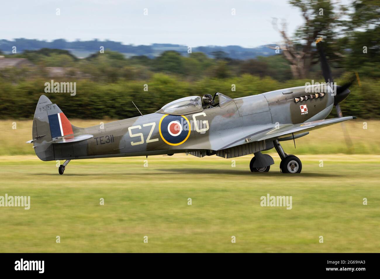 Supermarine spitfire historic aircraft hi-res stock photography and ...