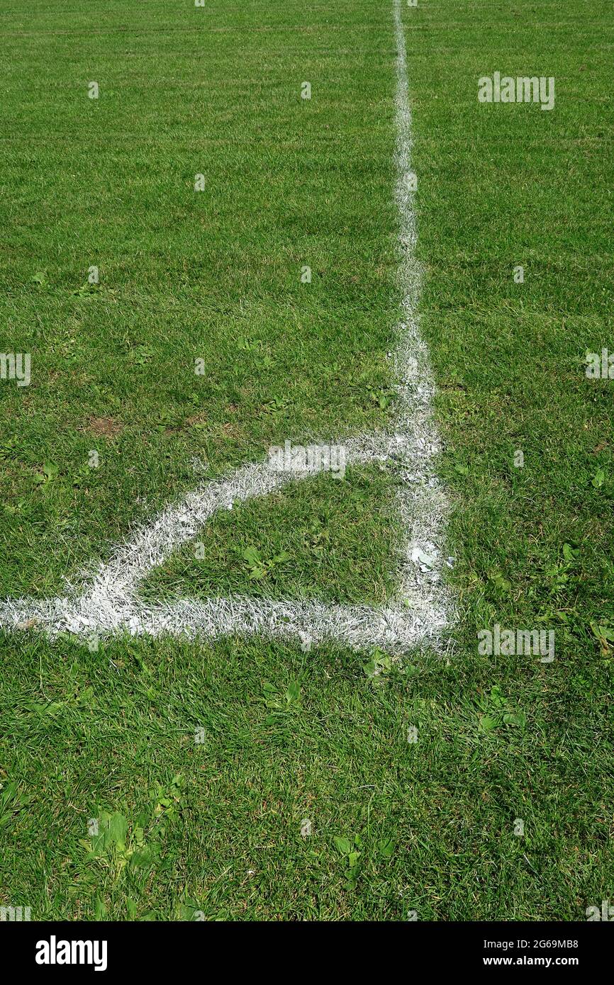 At a right angle hi-res stock photography and images - Alamy