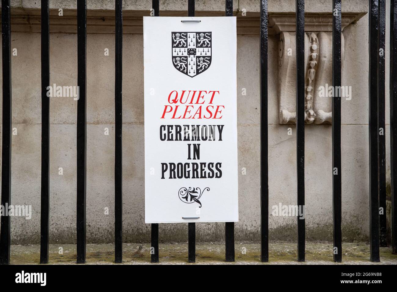 Ceremony in progress sign hi-res stock photography and images - Alamy