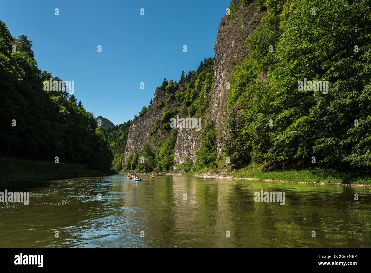 Rafting down the Dunajec through Poland and Slovakia Stock Photo - Alamy