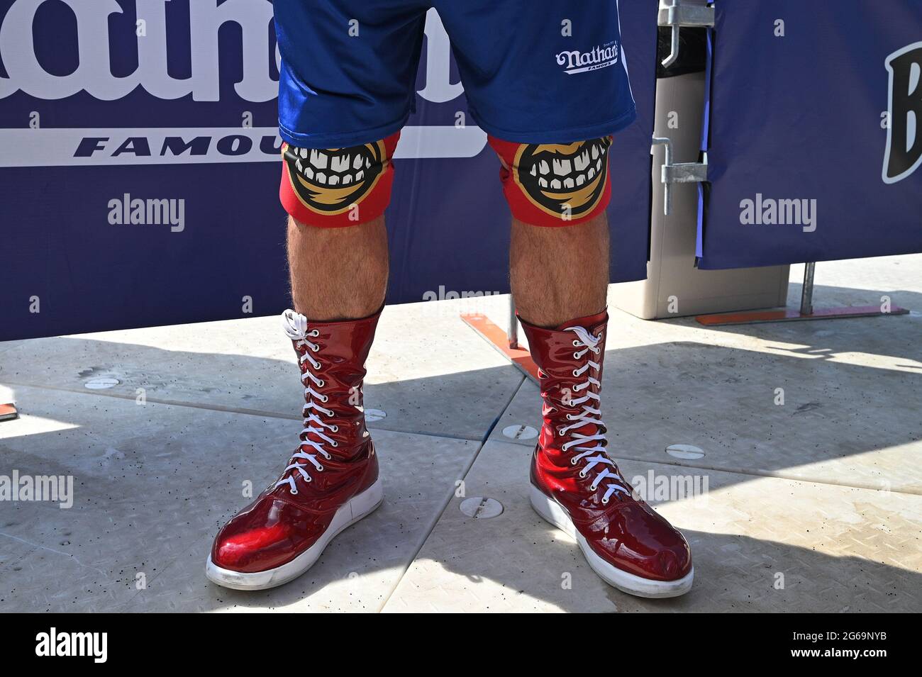 New York, USA. 04th July, 2021. Easting competitor Ronnie “Megabyte ...
