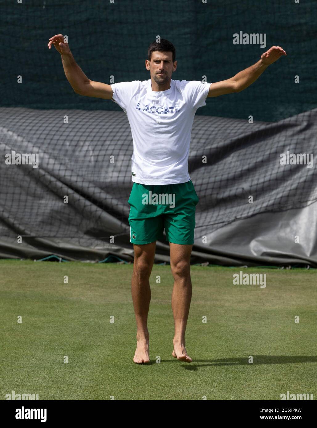 Novak djokovic practice courts hi-res stock photography and images - Alamy