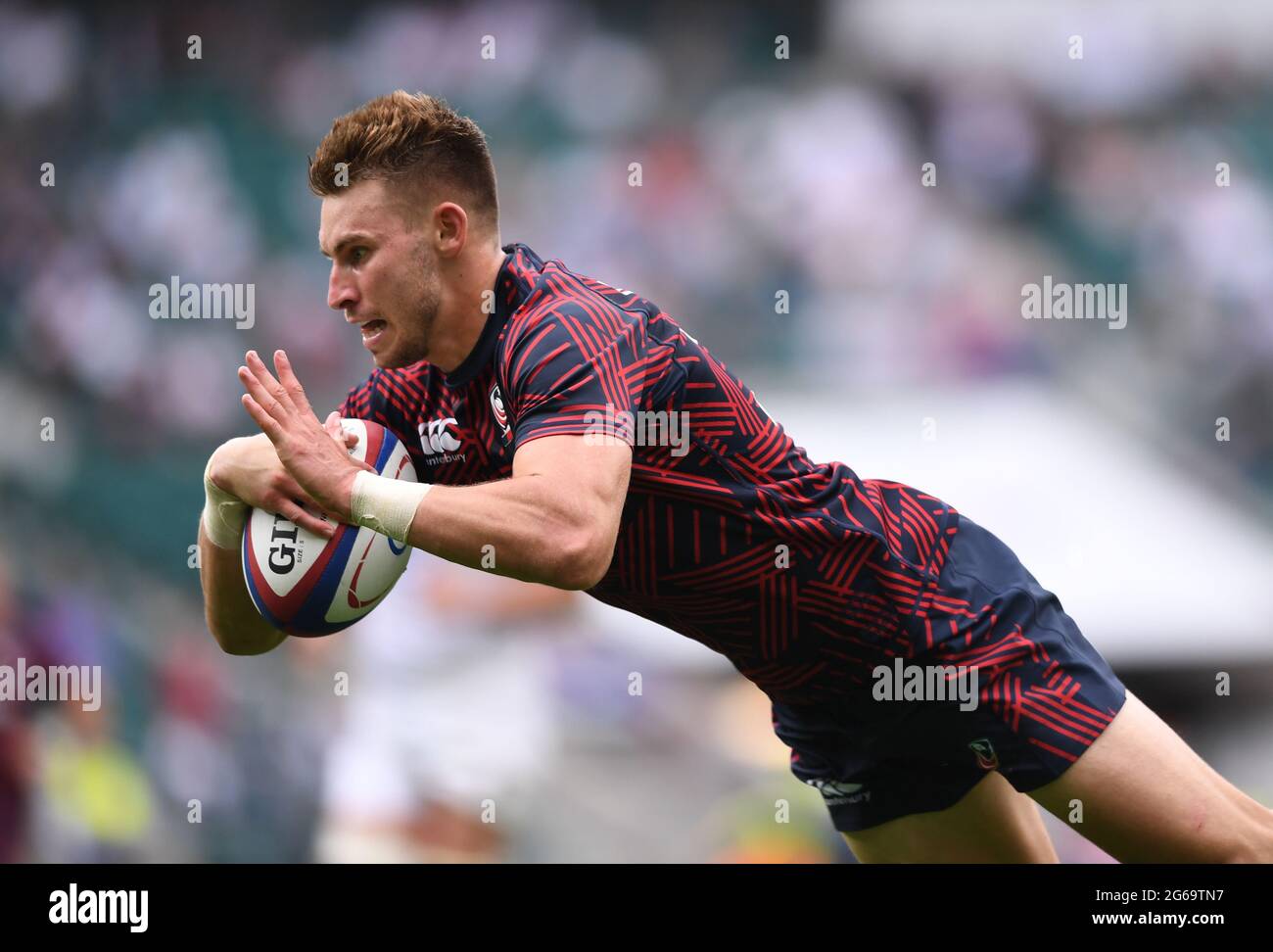 Christian dyer hi-res stock photography and images - Alamy