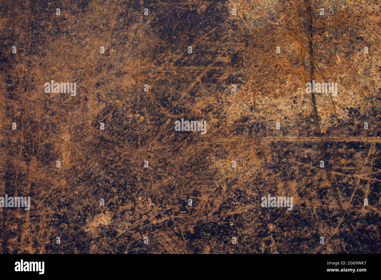 Rusted out sheet metal hi-res stock photography and images - Alamy