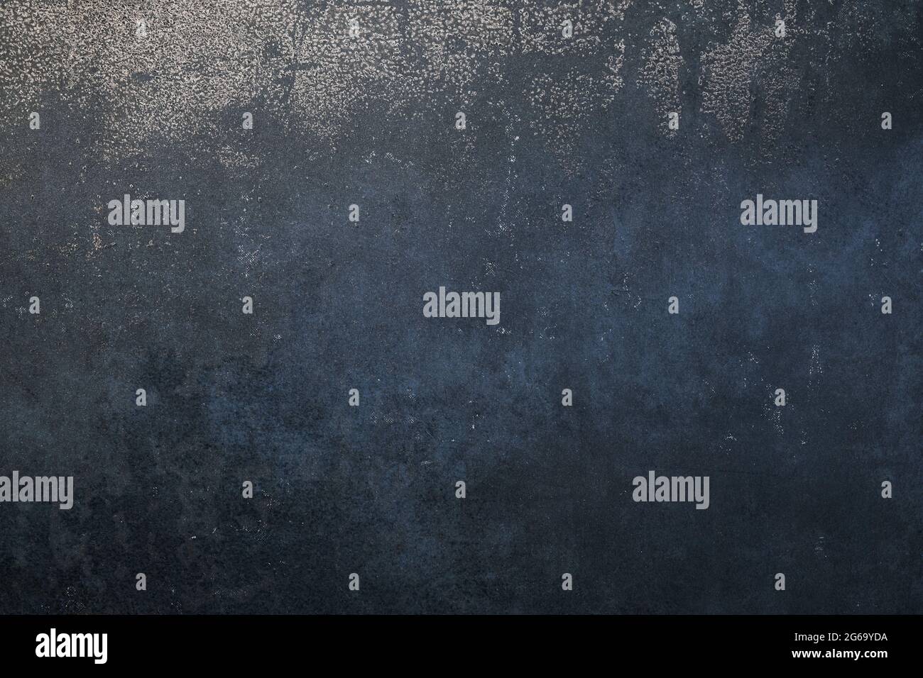 Dark black rusted steel background hi-res stock photography and images ...