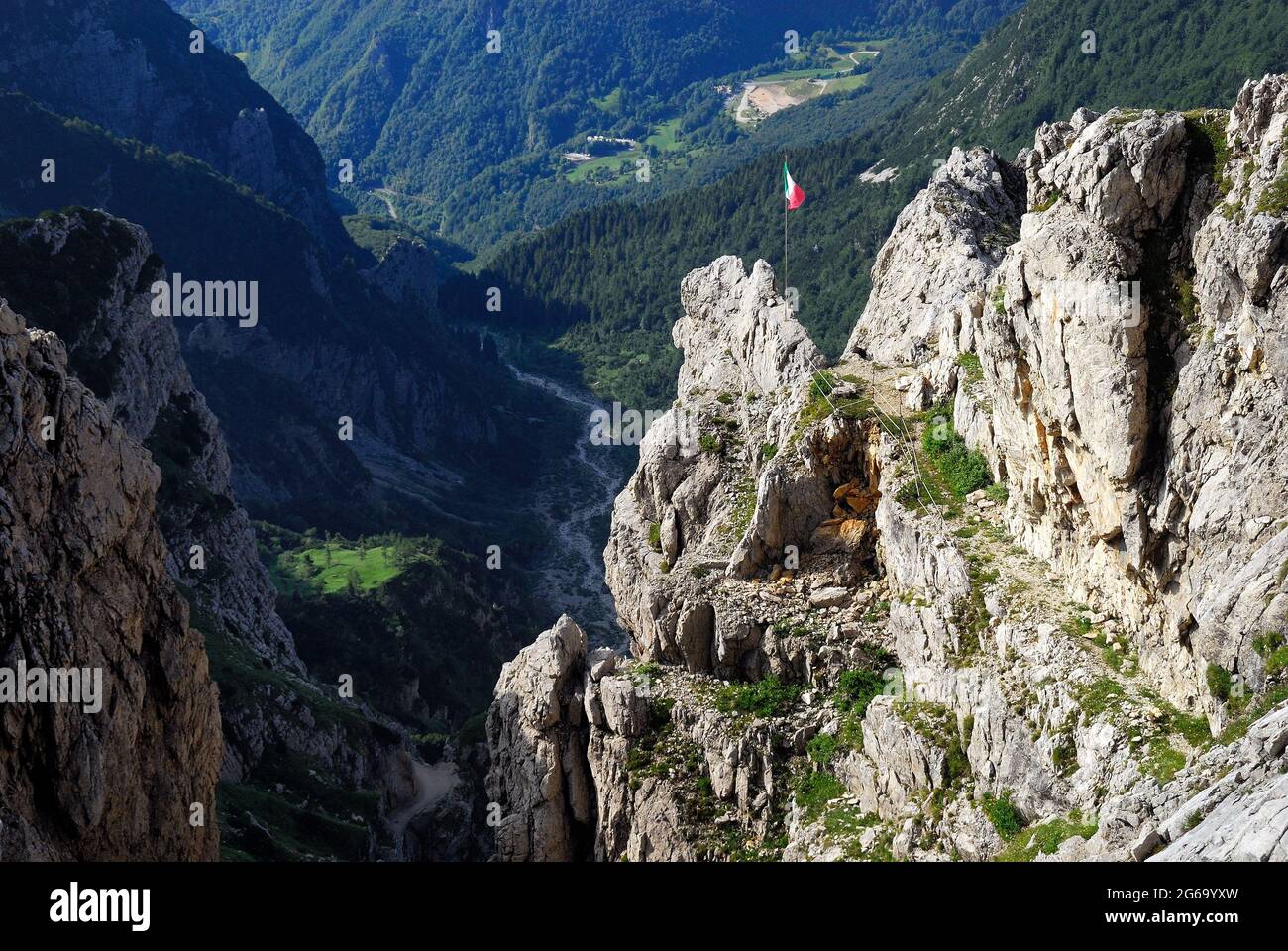 WWI. Mount Pasubio was the theater of fierce fighting from the Italian ...