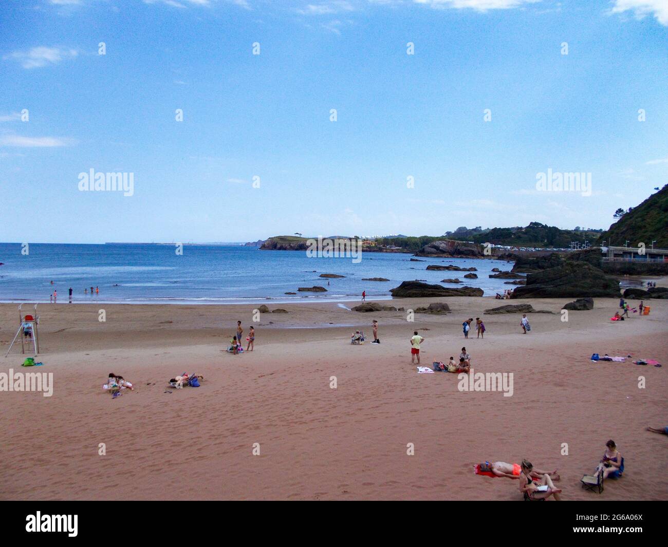 Horizontal lines on a beach hi-res stock photography and images - Alamy