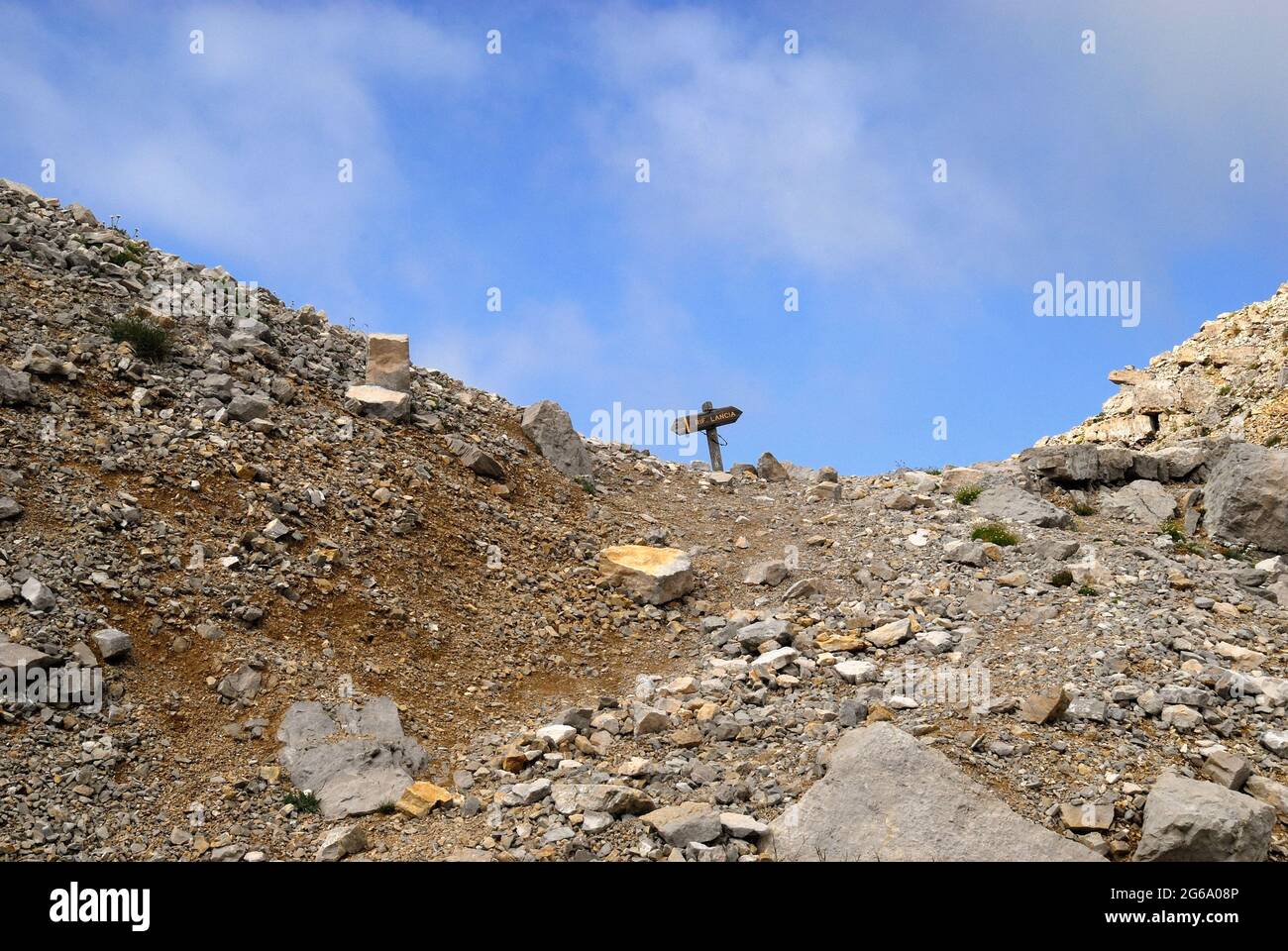 WWI. Mount Pasubio was the theater of fierce fighting from the Italian ...