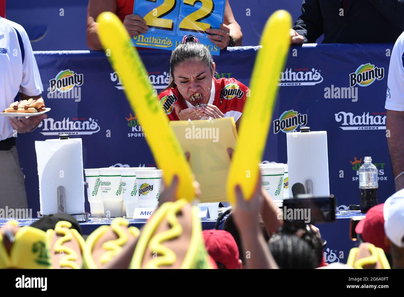 Odds on favorite female competitive eater, Michele Lesco competes in ...