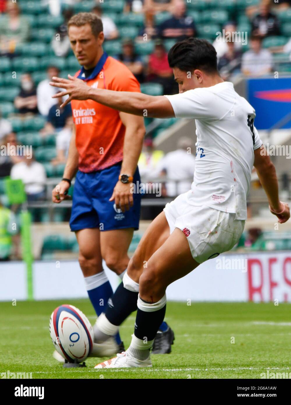 Marcus smith usa rugby hi-res stock photography and images - Alamy
