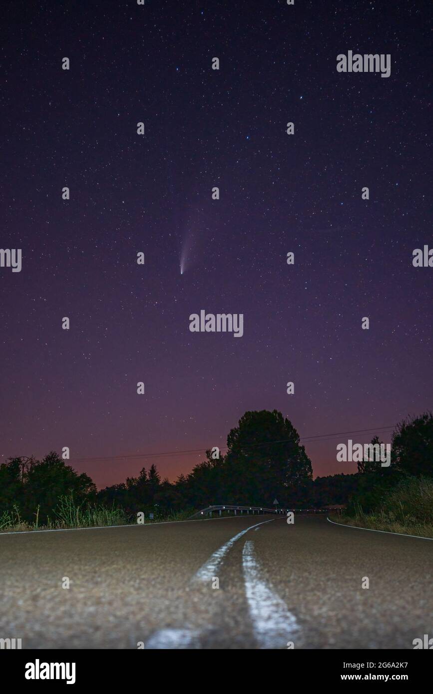 Neowise 2020 F3 comet and road, long exposure Stock Photo - Alamy