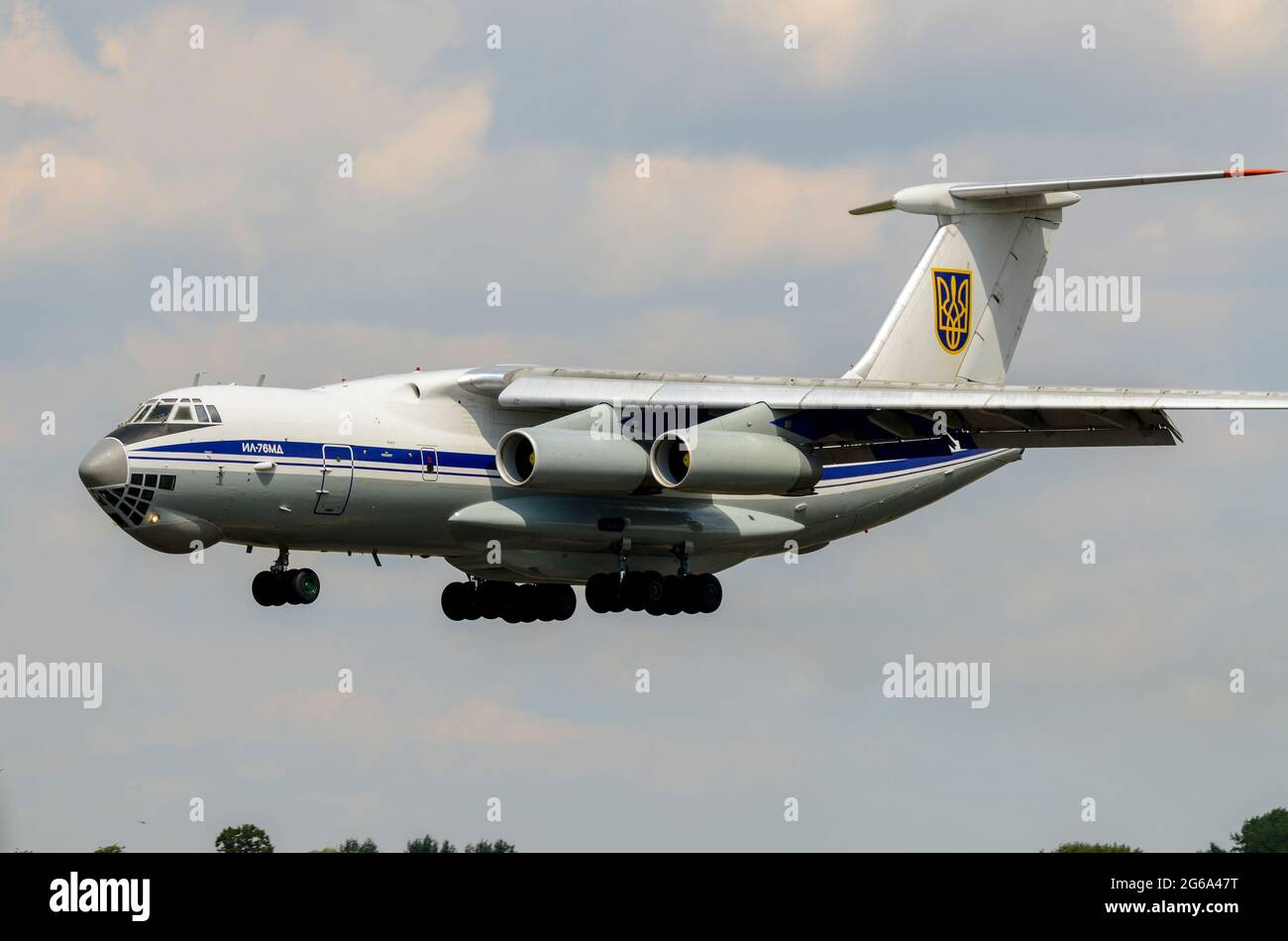 Ilyushin il 76 hi-res stock photography and images - Alamy