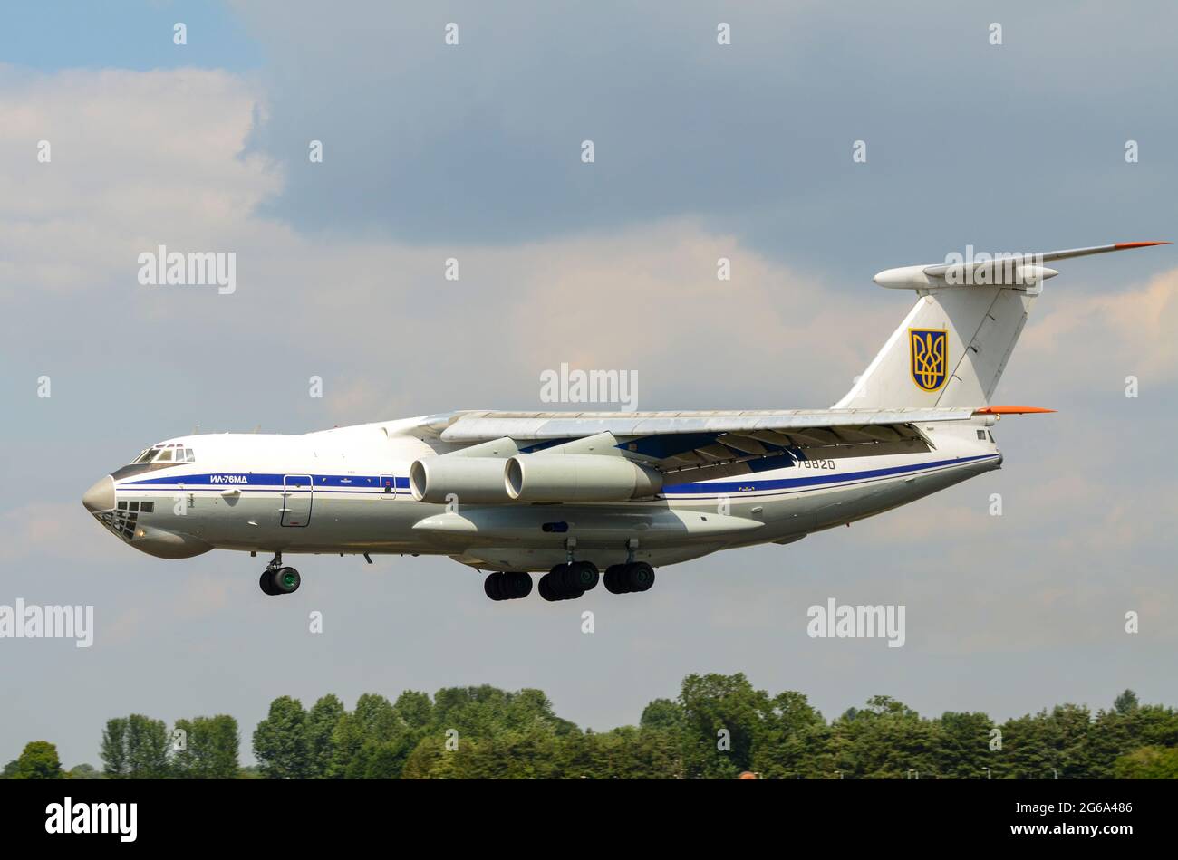 Ilyushin il 76 air force hi-res stock photography and images - Alamy