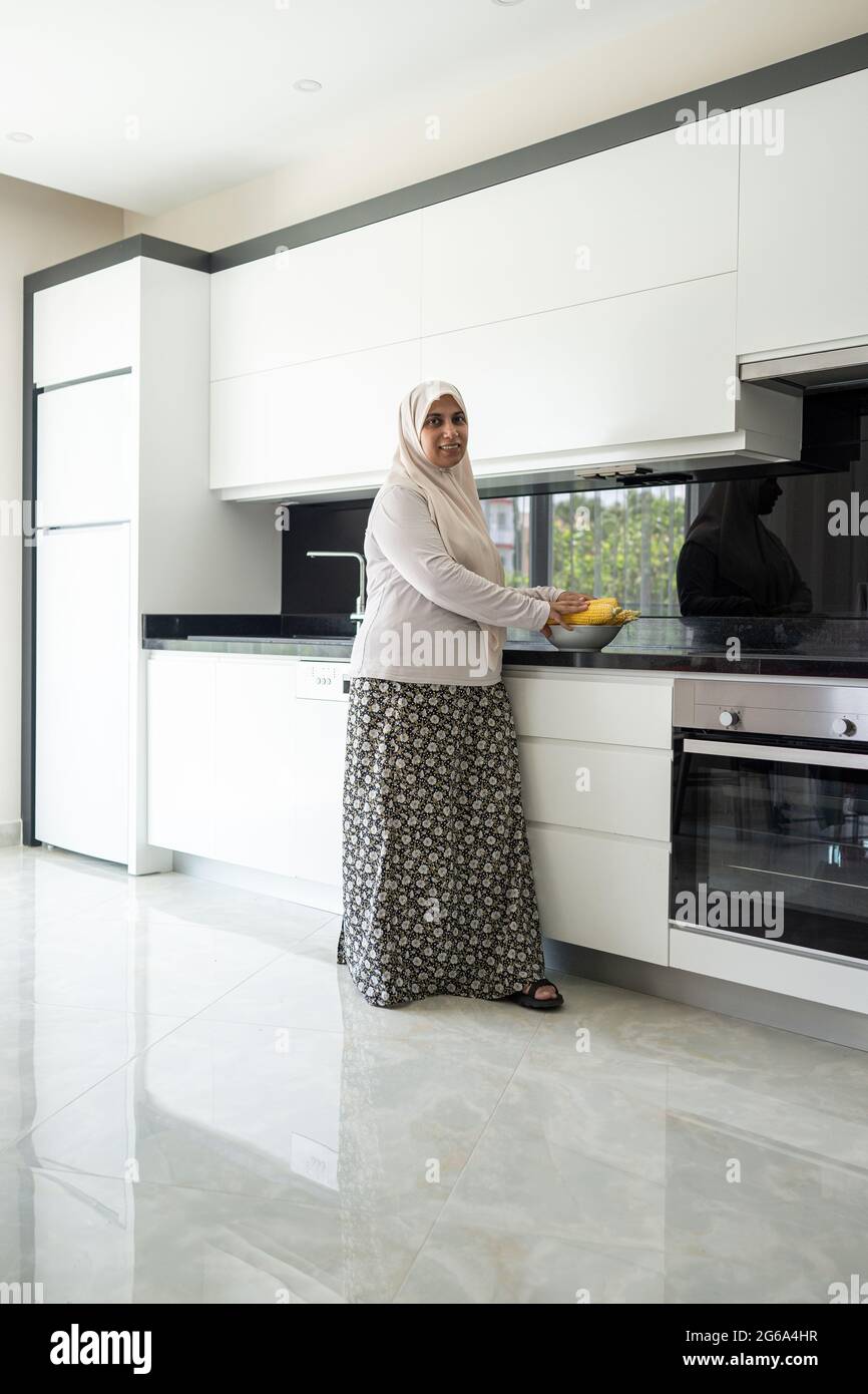 Father home alone hi-res stock photography and images - Alamy