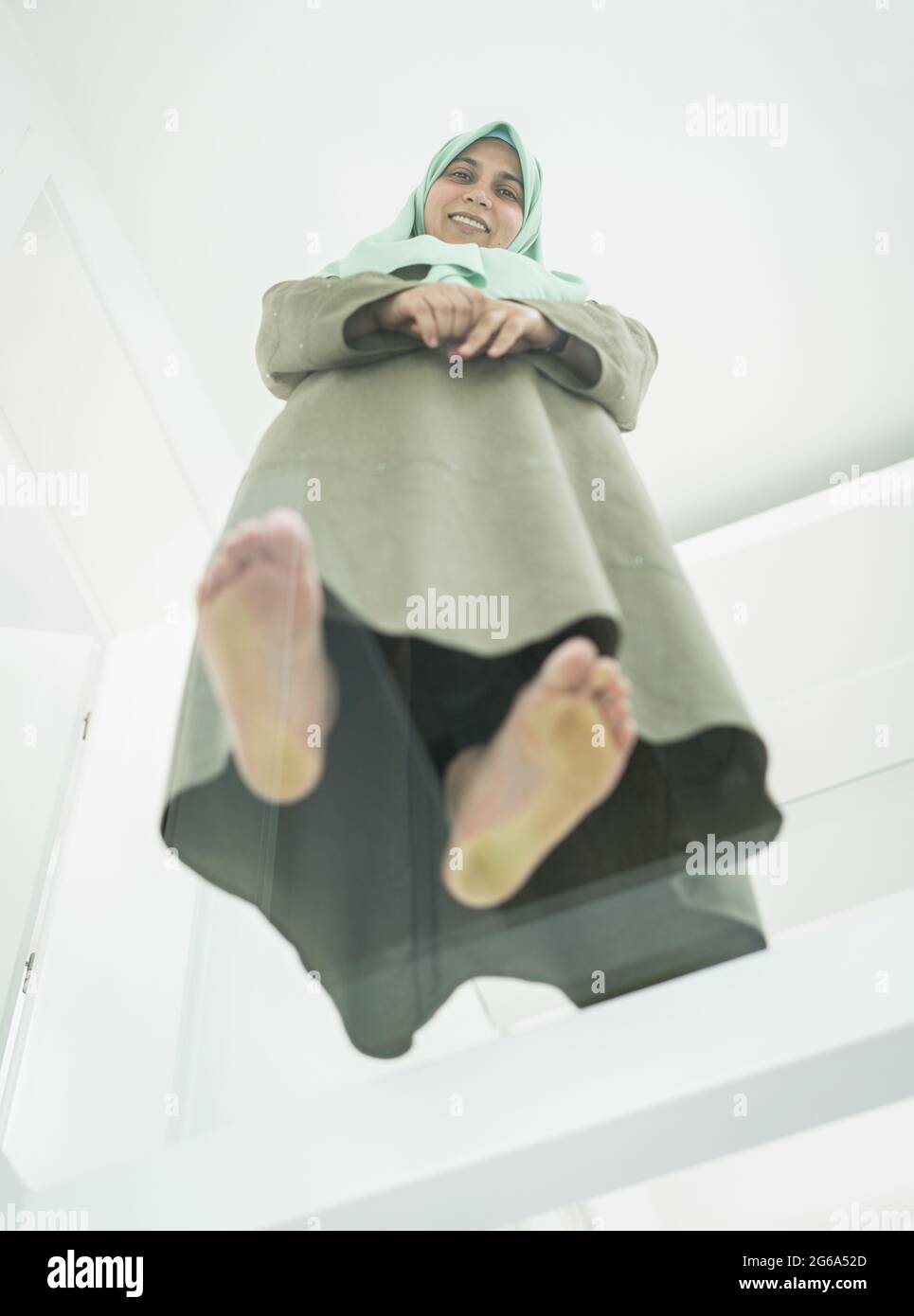 Hijab feet hi-res stock photography and images - Alamy