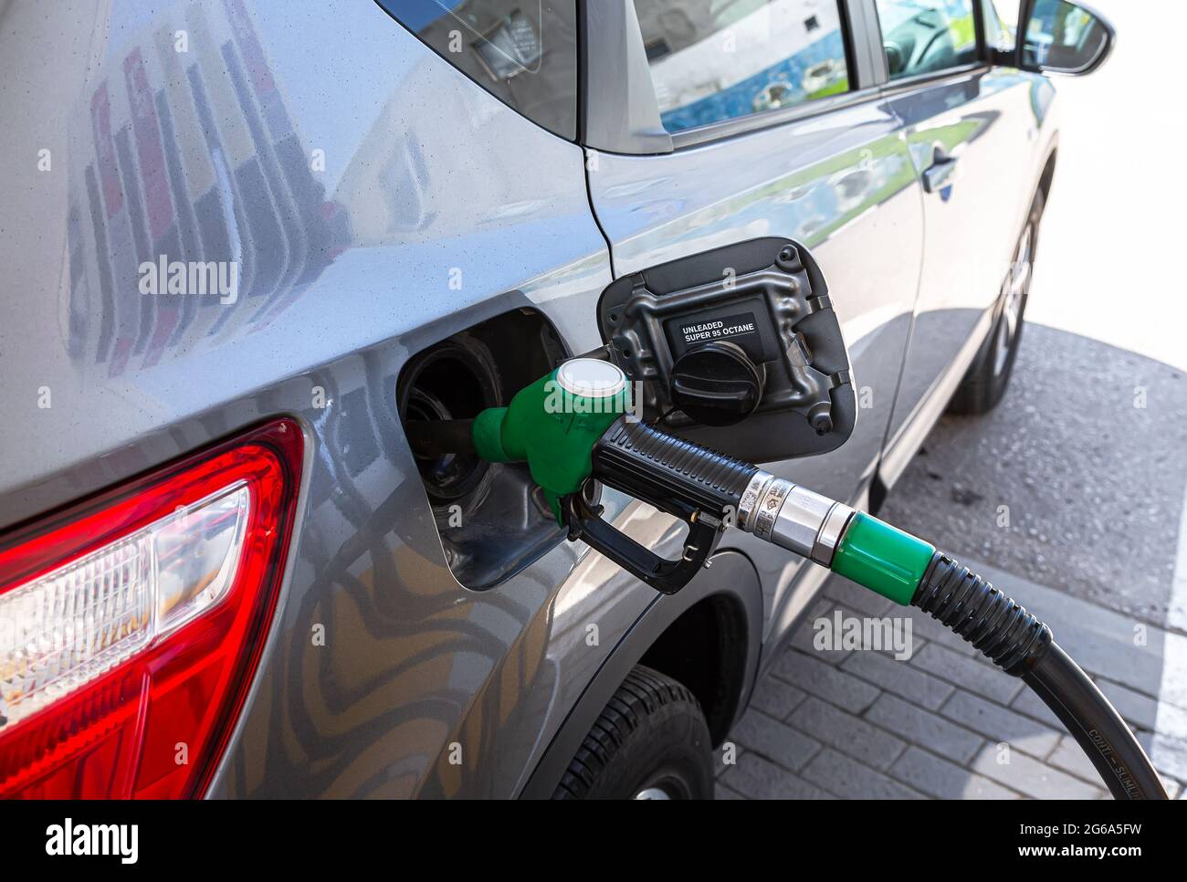Putting fuel into car hi-res stock photography and images - Alamy