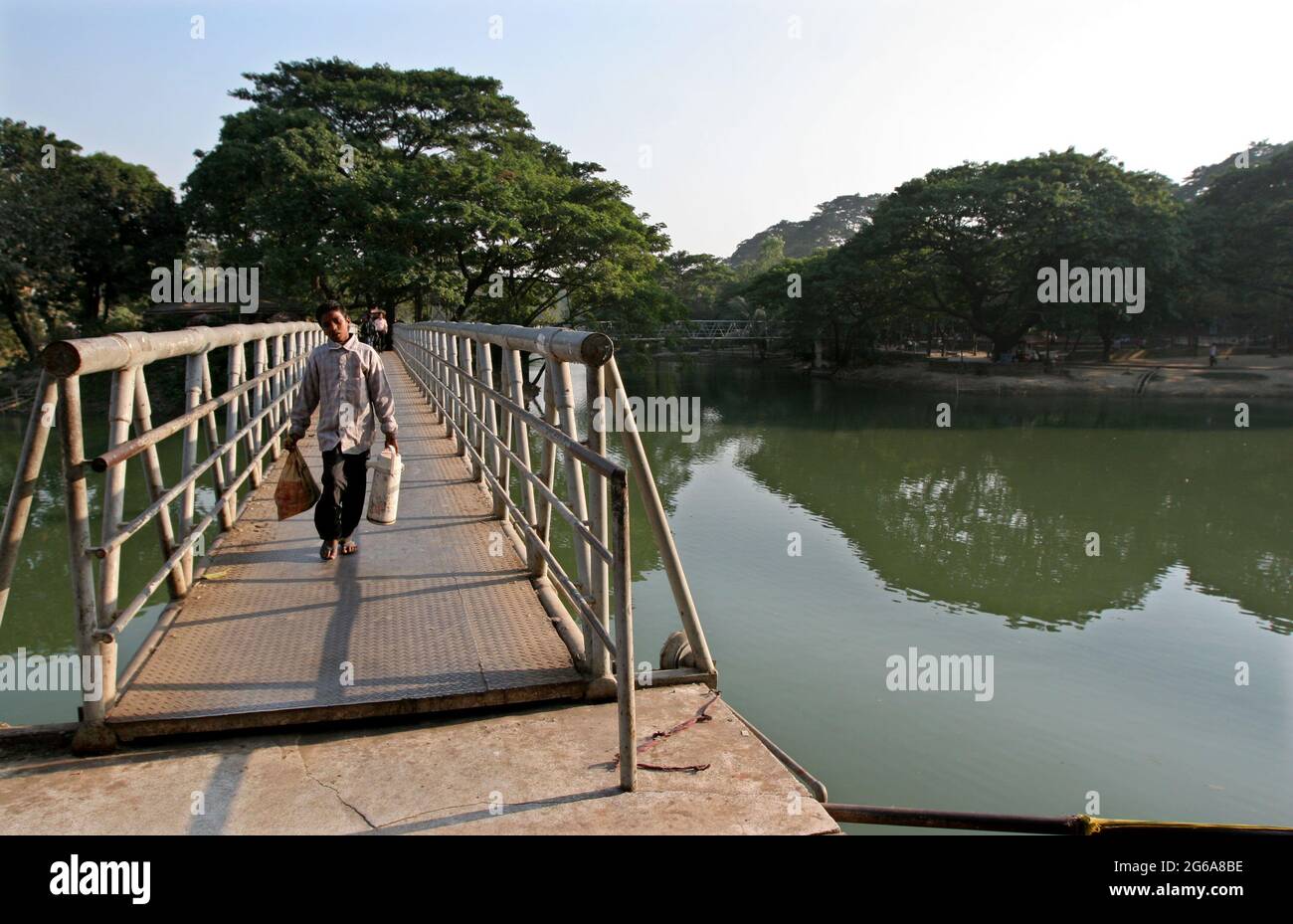 Dhanmondi lake, Dhaka, Bangladesh. December 19, 2007 Stock Photo - Alamy
