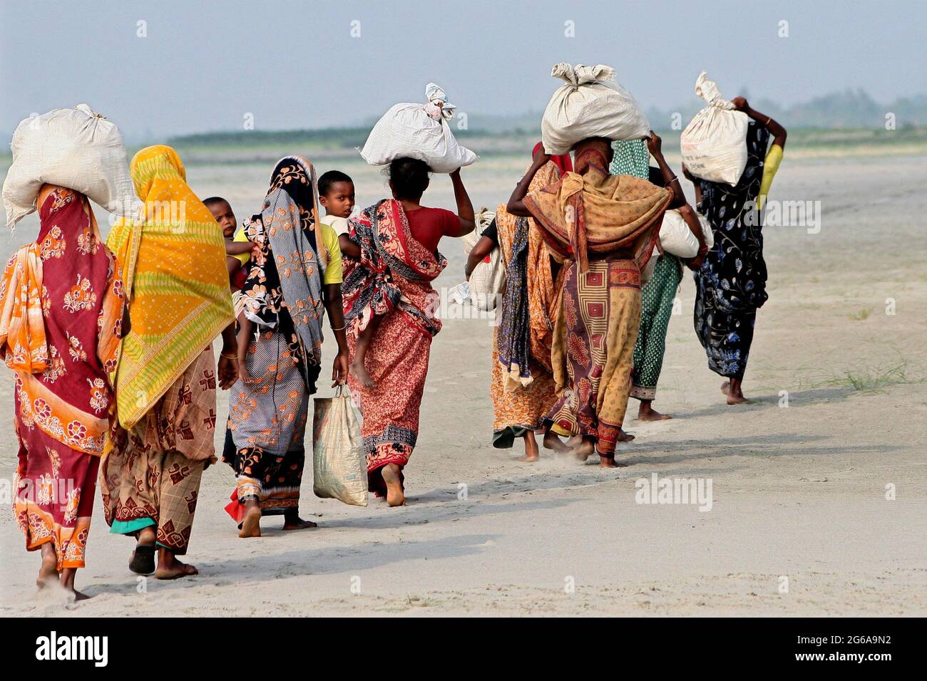People living in miserable poverty hi-res stock photography and images ...
