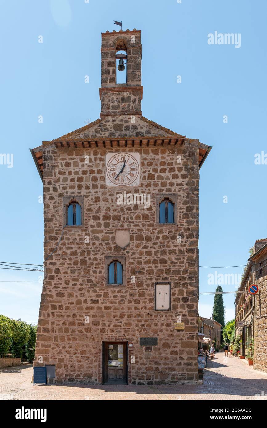 Sovana cathedral hi-res stock photography and images - Alamy
