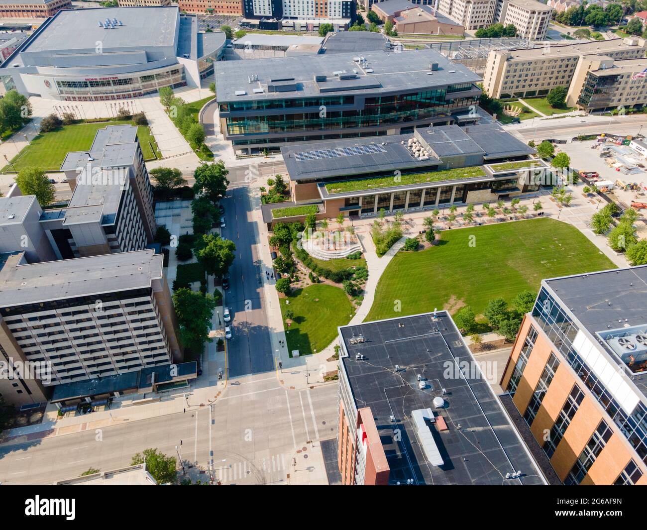 University of wisconsin madison aerial hi-res stock photography and ...