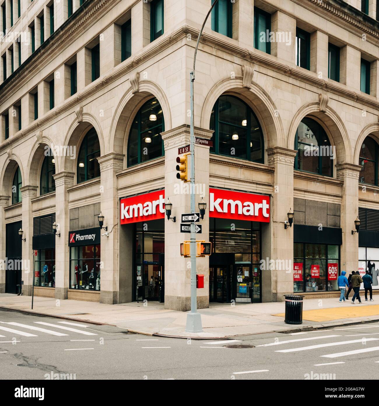 Astor place kmart hi-res stock photography and images - Alamy