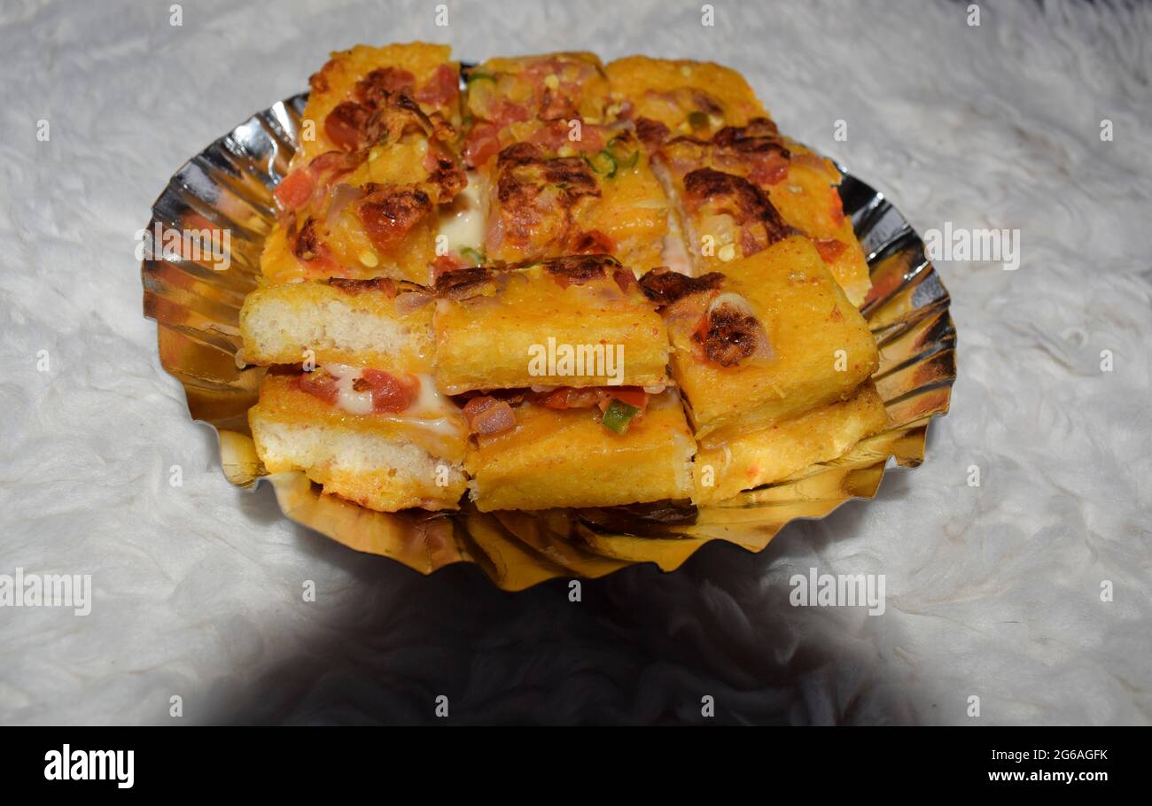 Marathi breakfast hi-res stock photography and images - Alamy