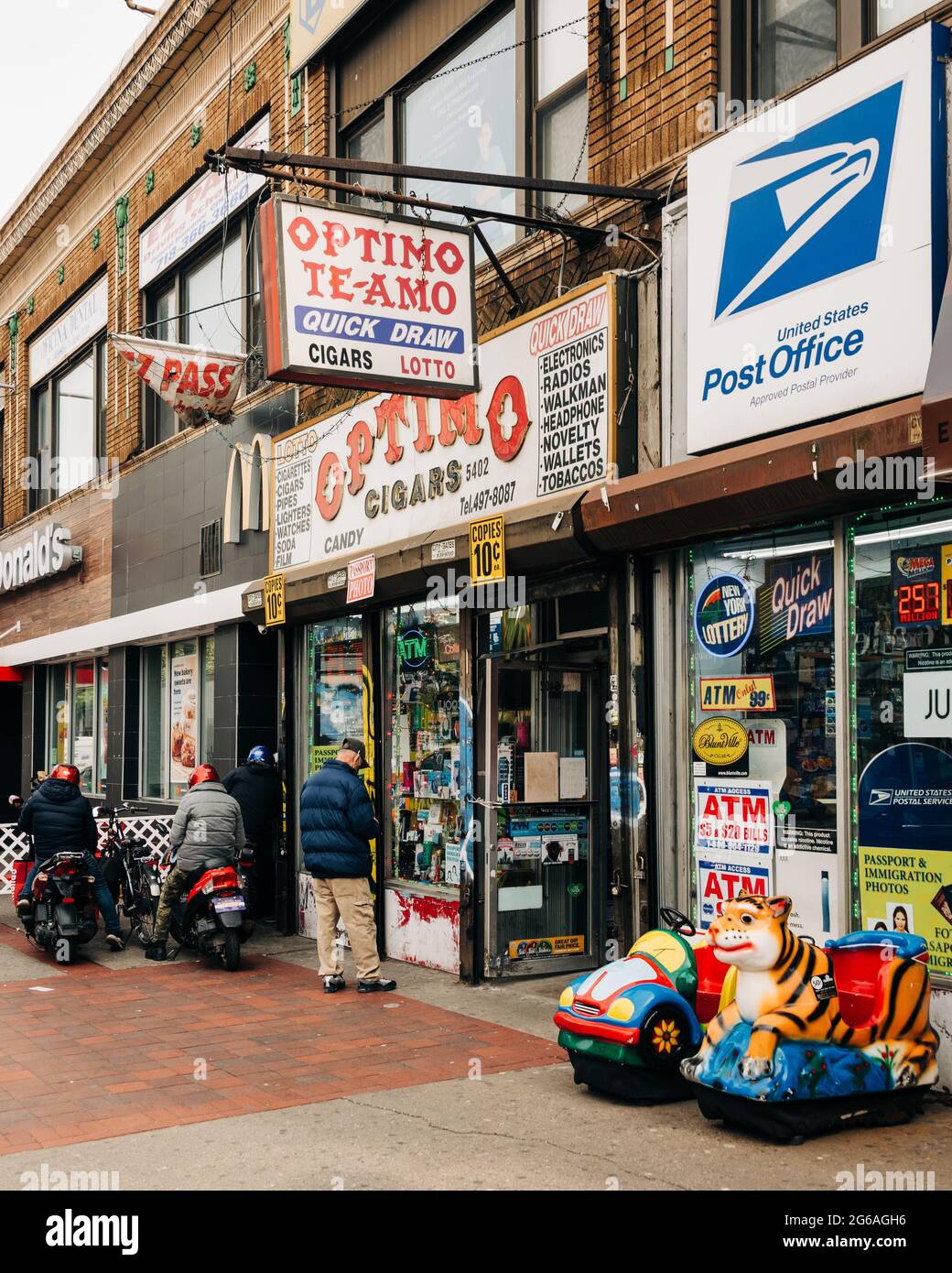Optimo Cigars sign, in Ridgewood, Queens, New York City Stock Photo - Alamy