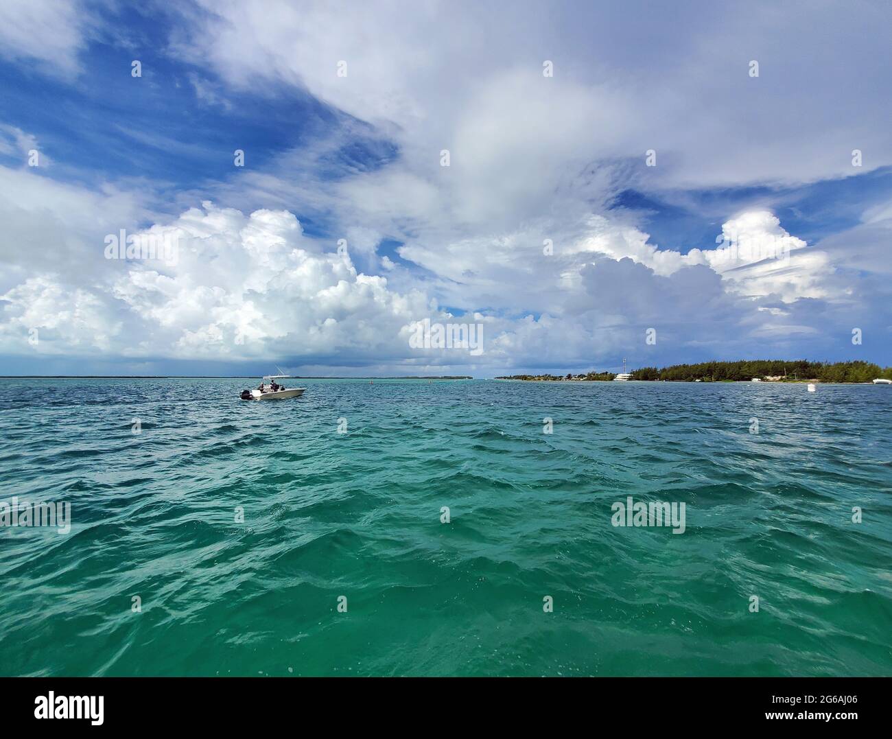 North bimini hi-res stock photography and images - Alamy