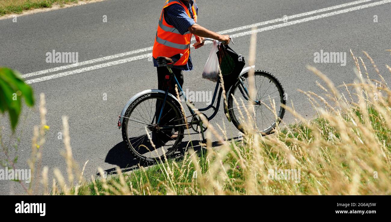 trip, ride, speed, safety, bicycle, motorcycle, night, day, speed ...