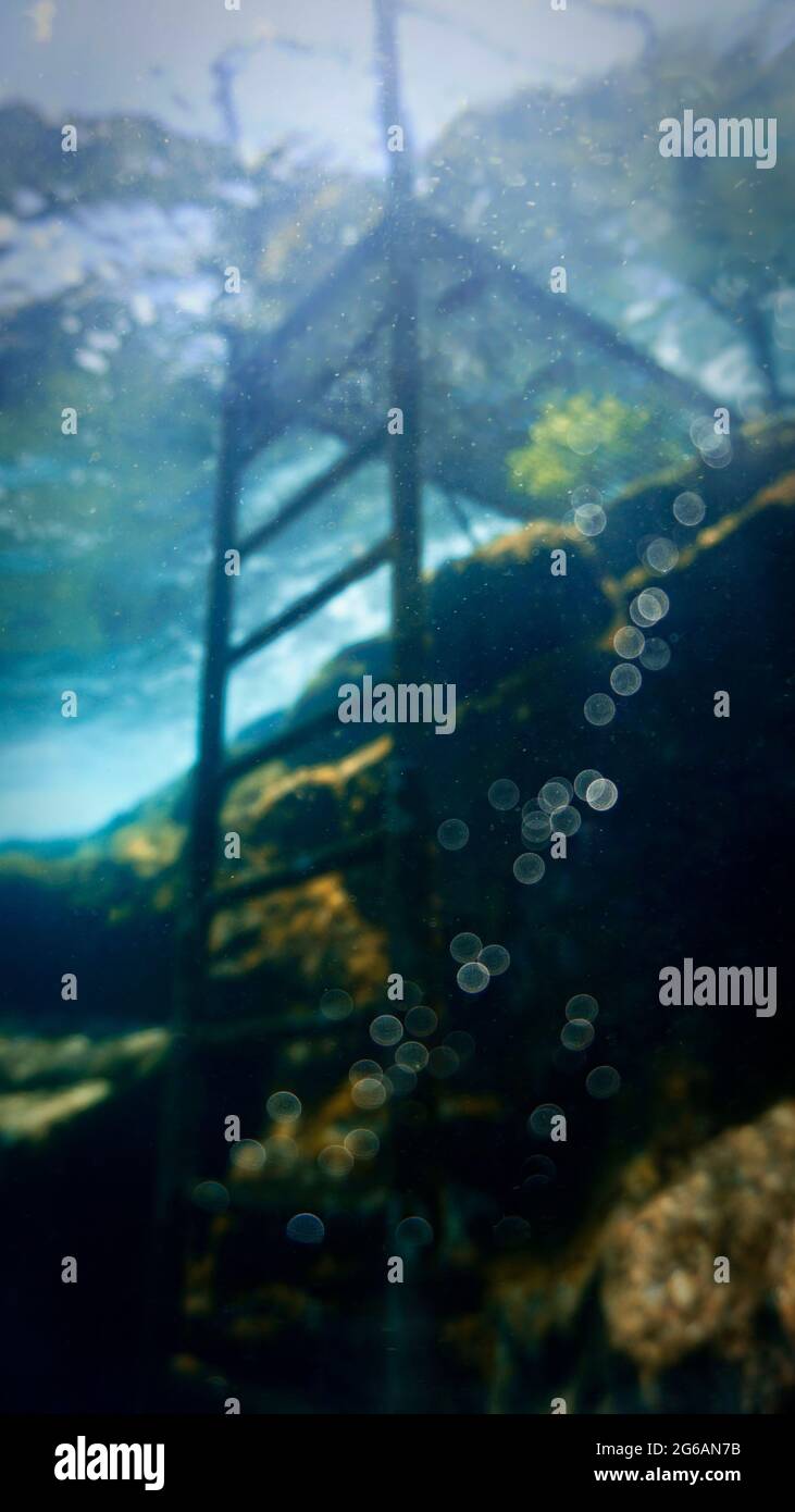 Sea water bath scenery hi-res stock photography and images - Alamy