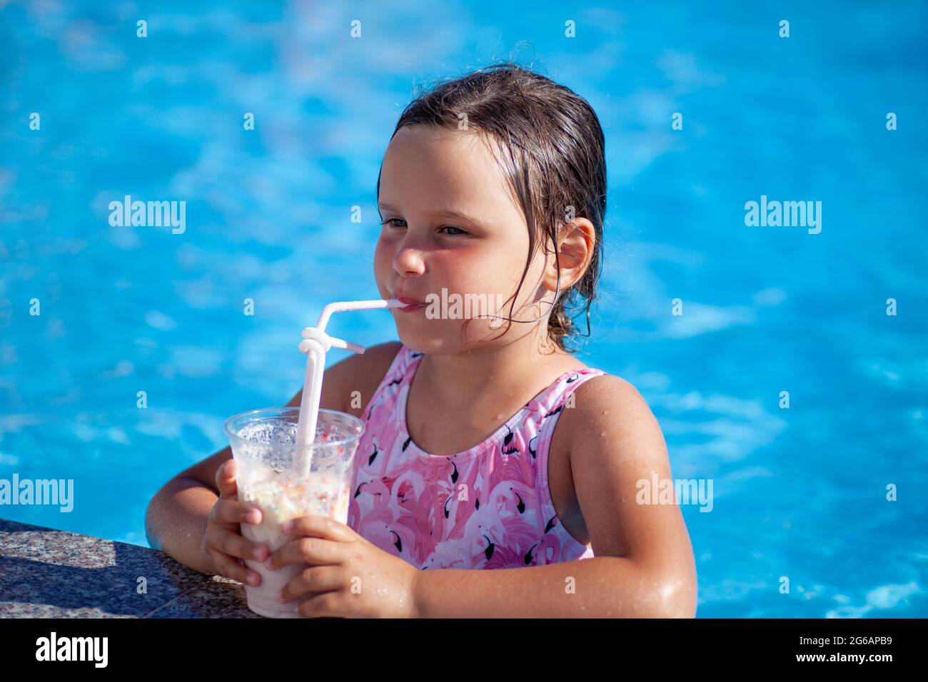 Extreme milkshakes hi-res stock photography and images - Alamy