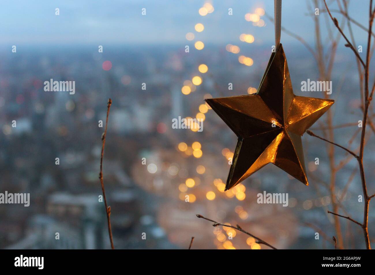 Shard christmas lights hi-res stock photography and images - Alamy