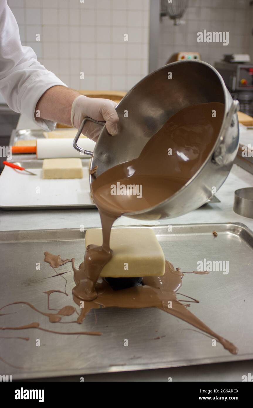 Imperial cake hi-res stock photography and images - Alamy